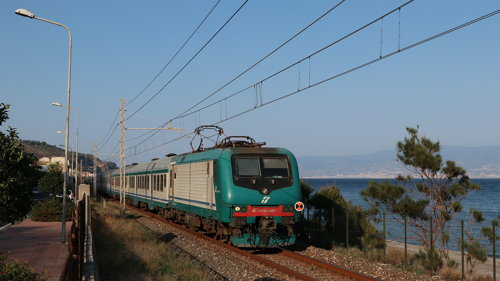 E464 296 Itala | TrainsPictures.com