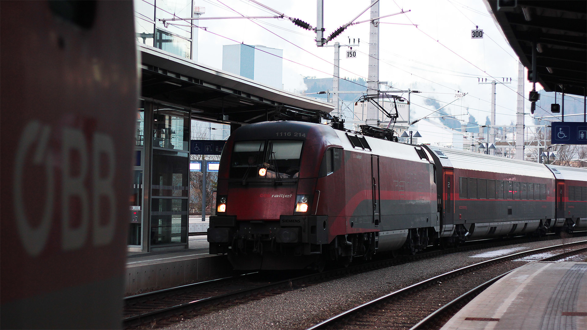 OBB 1116 214 Bruck an der Mur | TrainsPictures.com