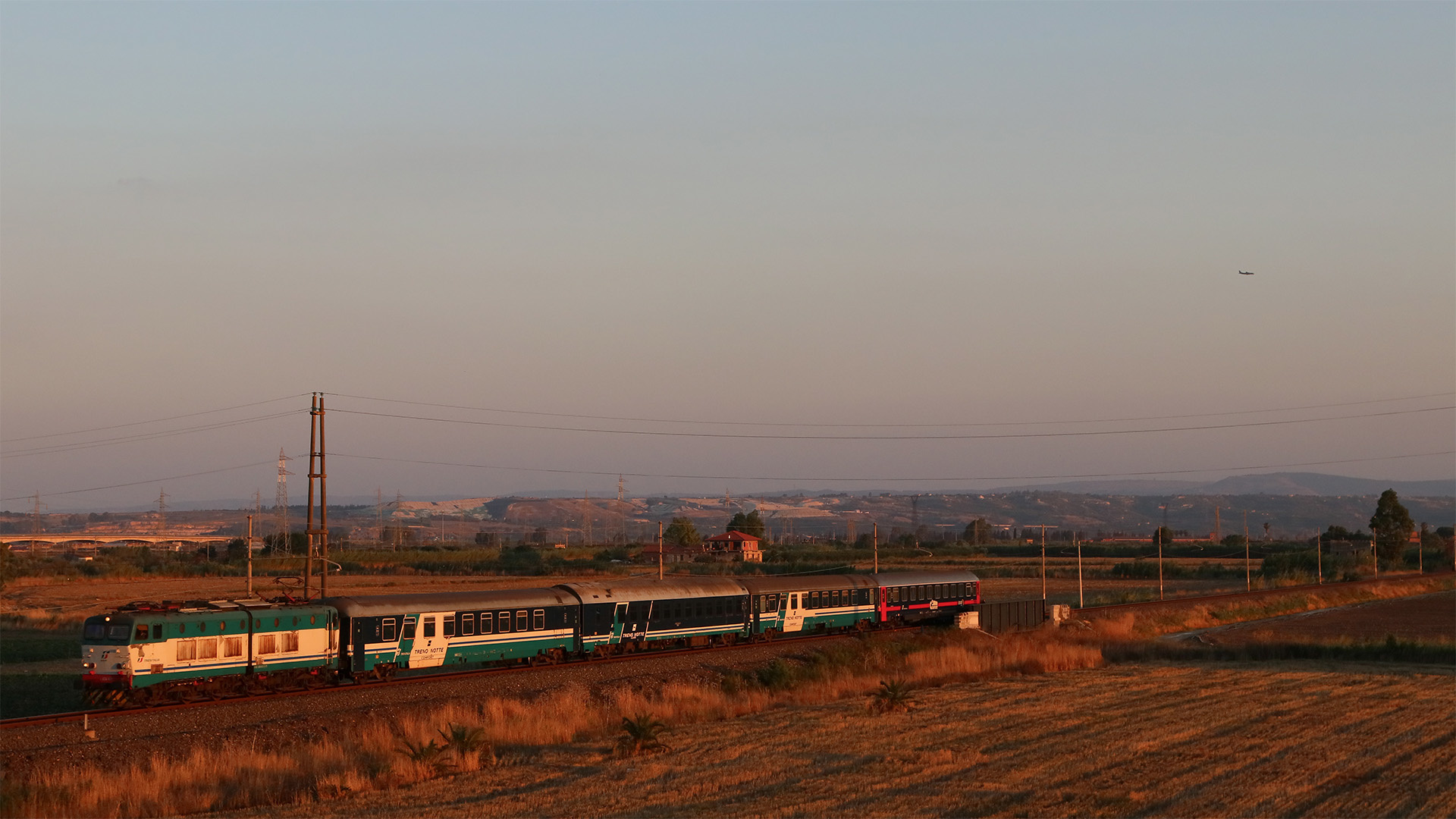 E656 435 Bicocca (CT) | TrainsPictures.com