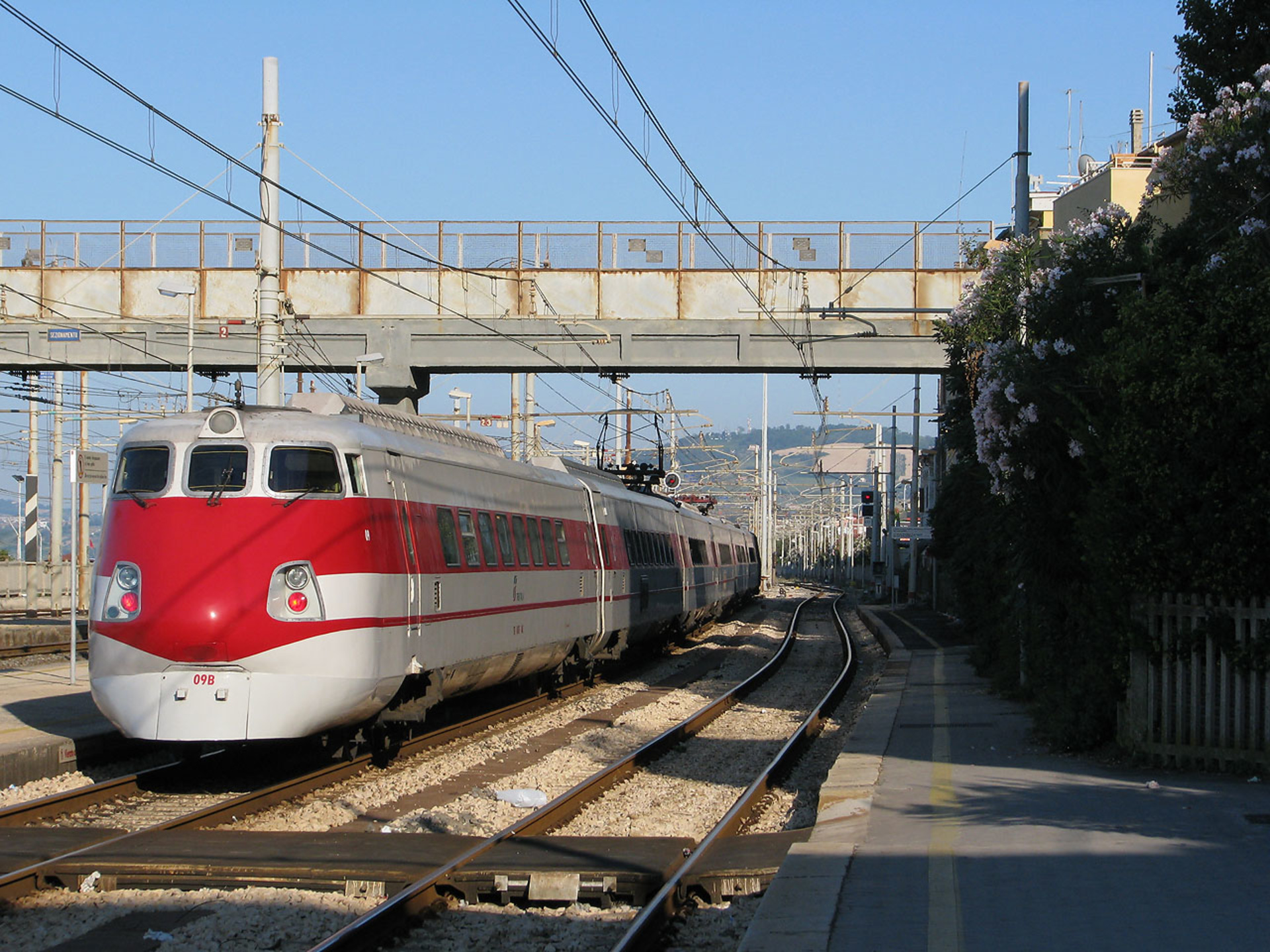 Etr 450 Treno 9 Falconara Marittima | TrainsPictures.com