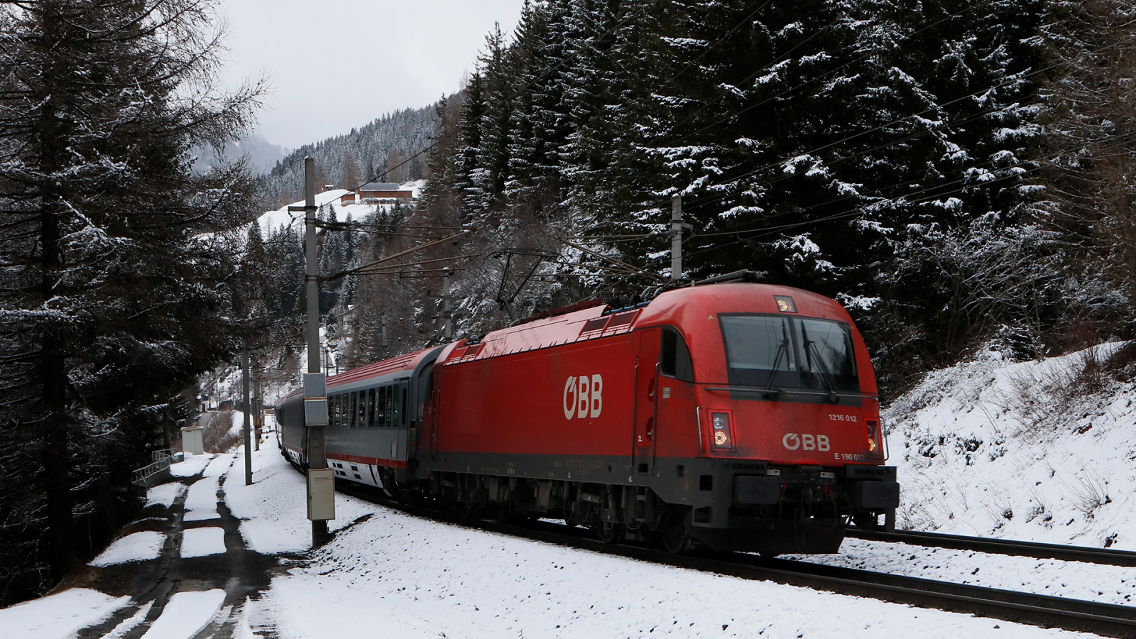 OBB 1216 012 Gries am Brenner | TrainsPictures.com