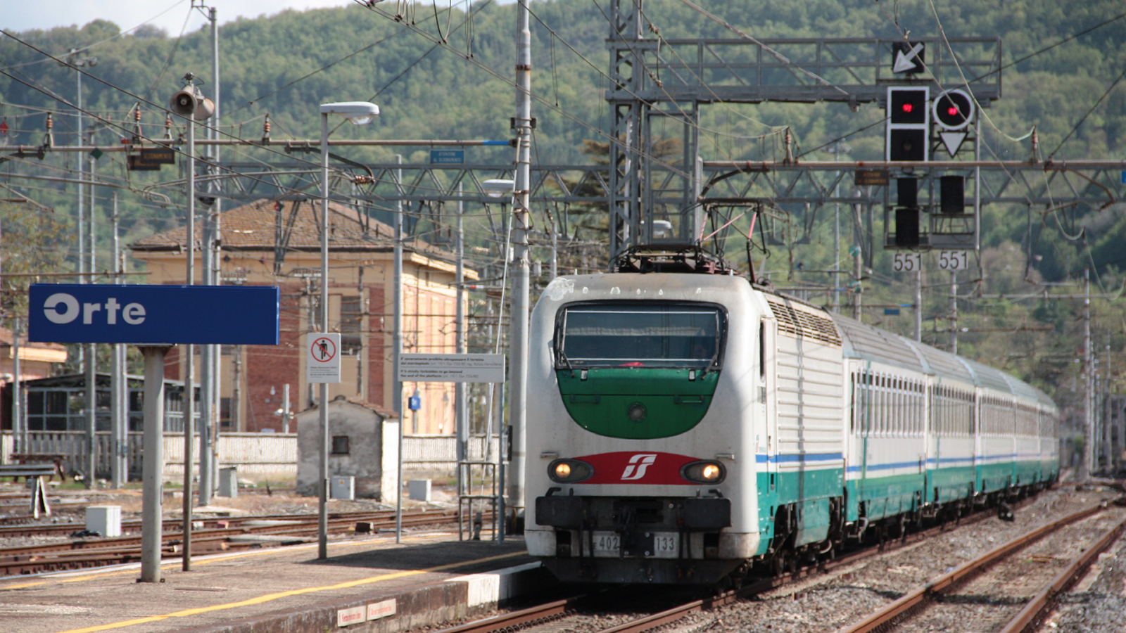 E402 133 Orte | TrainsPictures.com