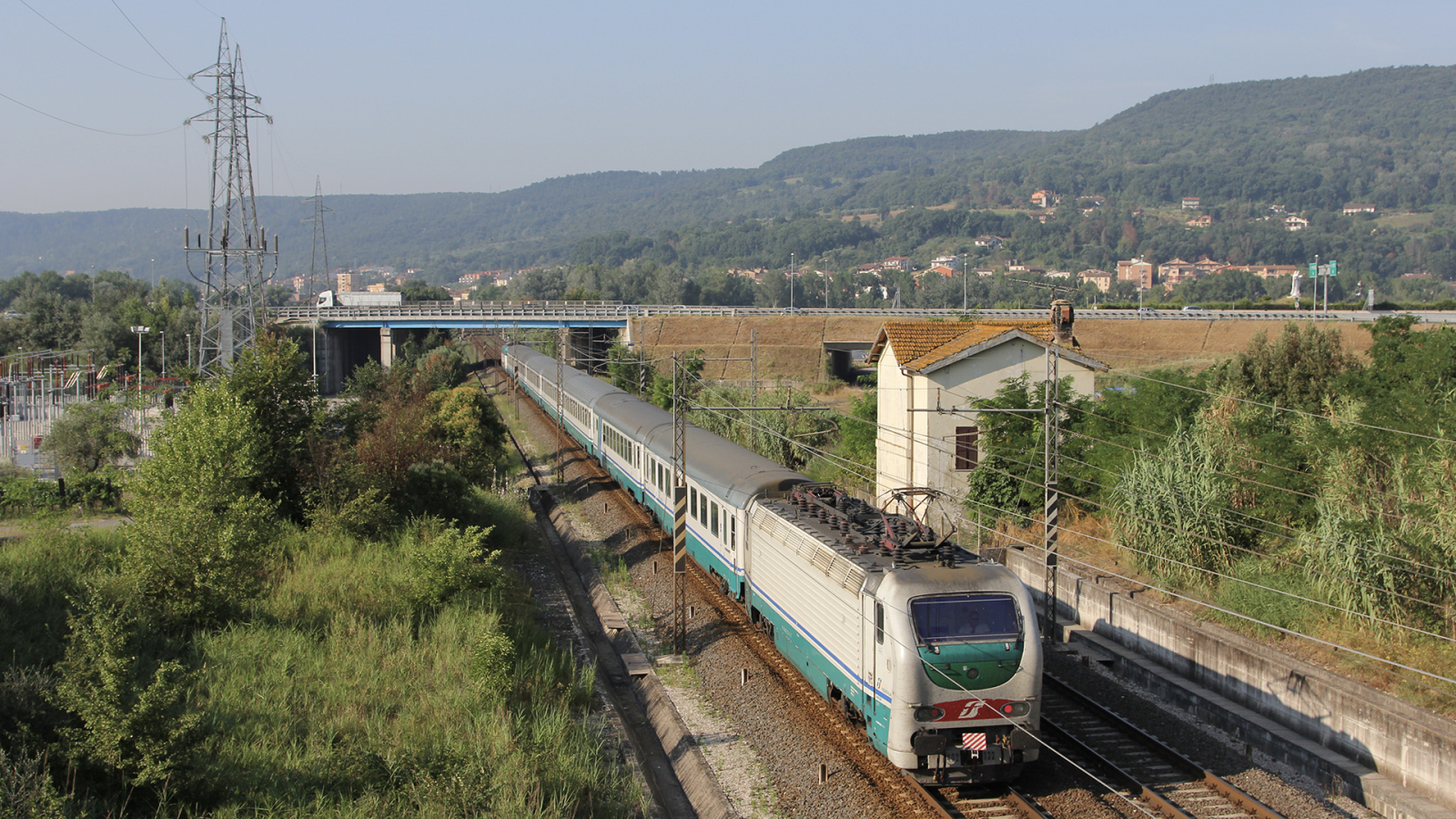 E402 132 Orte | TrainsPictures.com