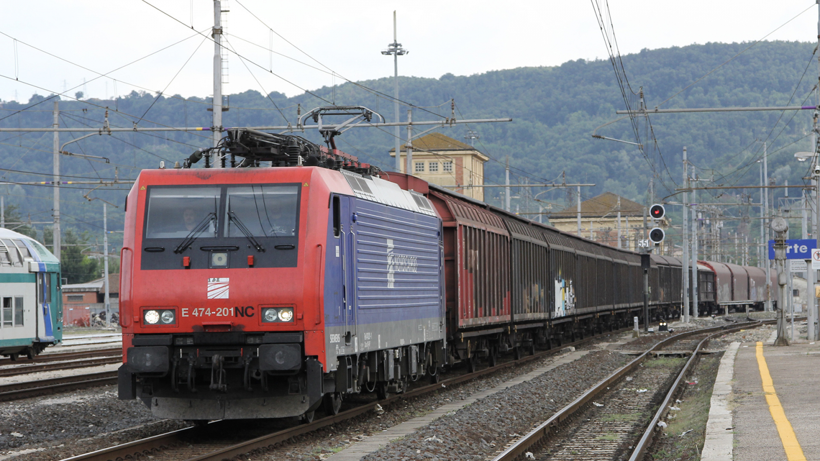 E474 201 Orte | TrainsPictures.com