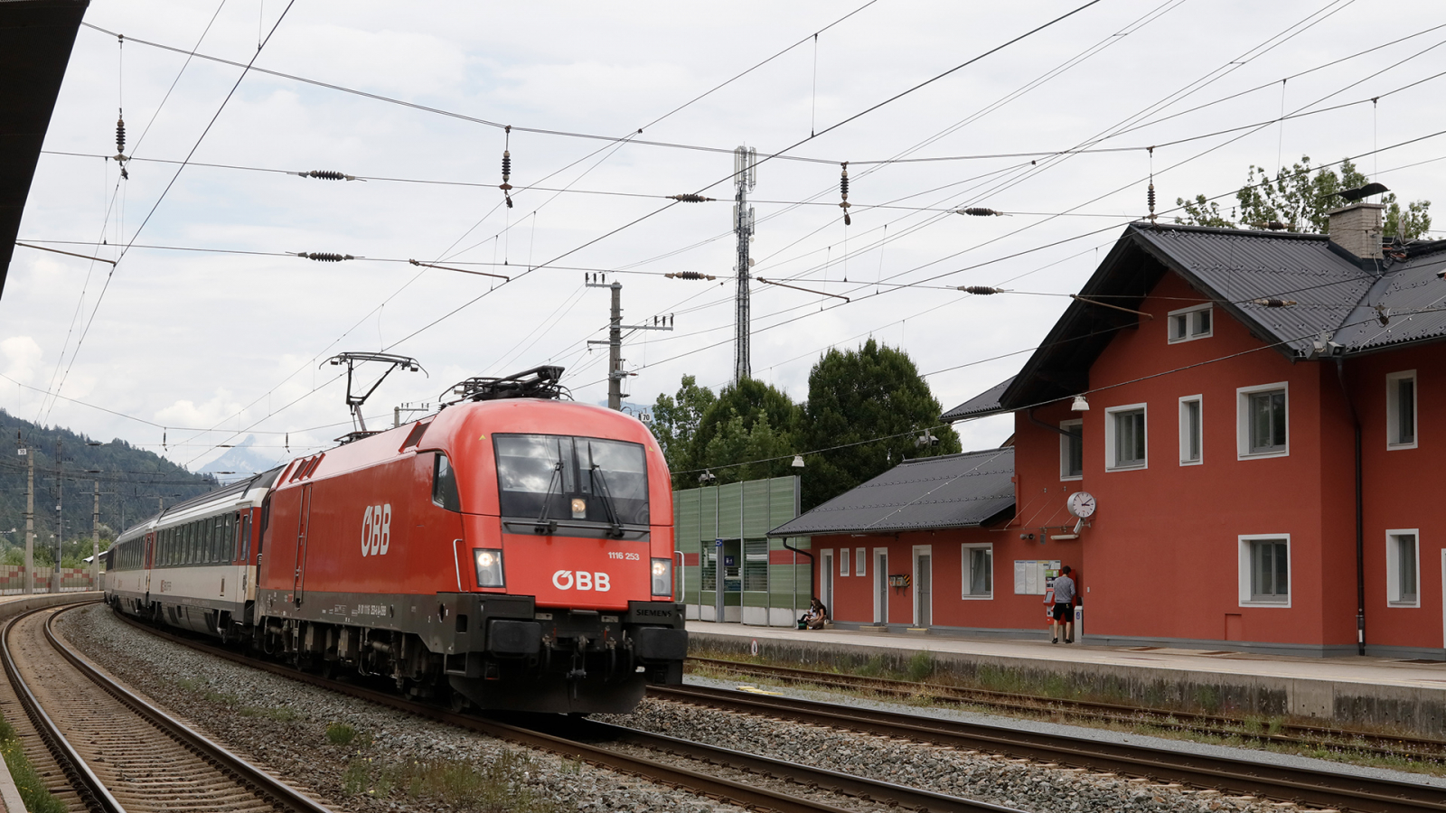 OBB 1116 254 Kundl | TrainsPictures.com