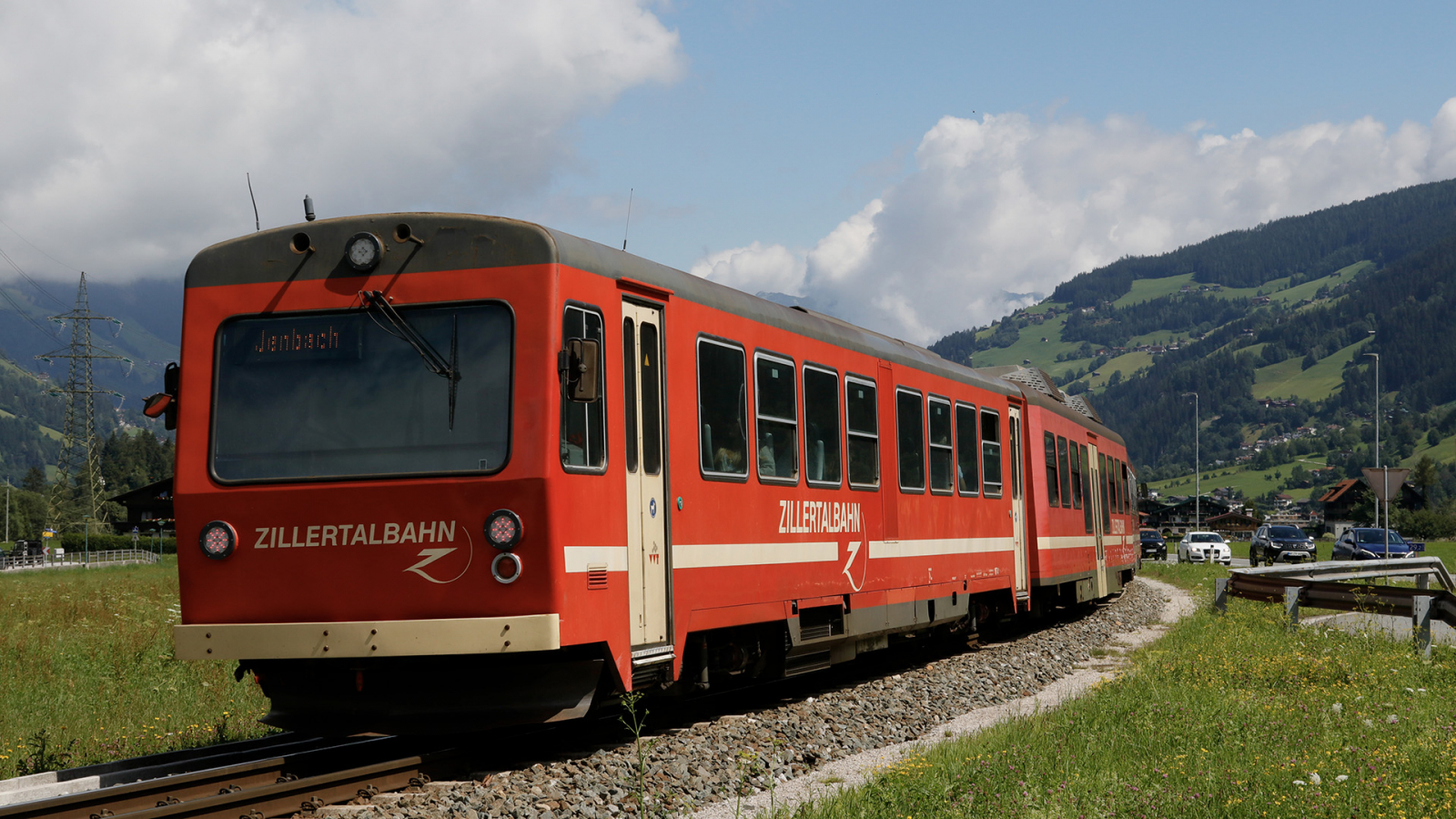 VT 6 partenza da Mayrhofen | TrainsPictures.com