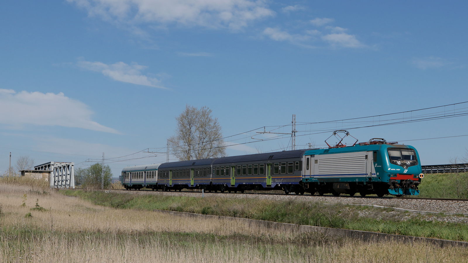 E464 140 Torano | TrainsPictures.com